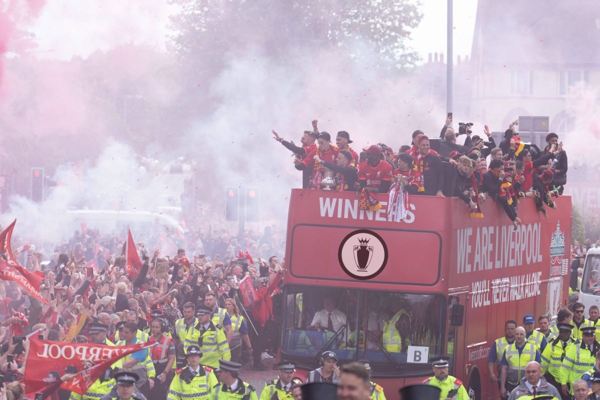 500,000 Liverpudlians Line Streets For Premier League Trophy Parade ...